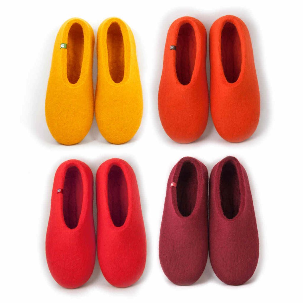 Red felted slippers - Dual red womens slippers by Wooppers